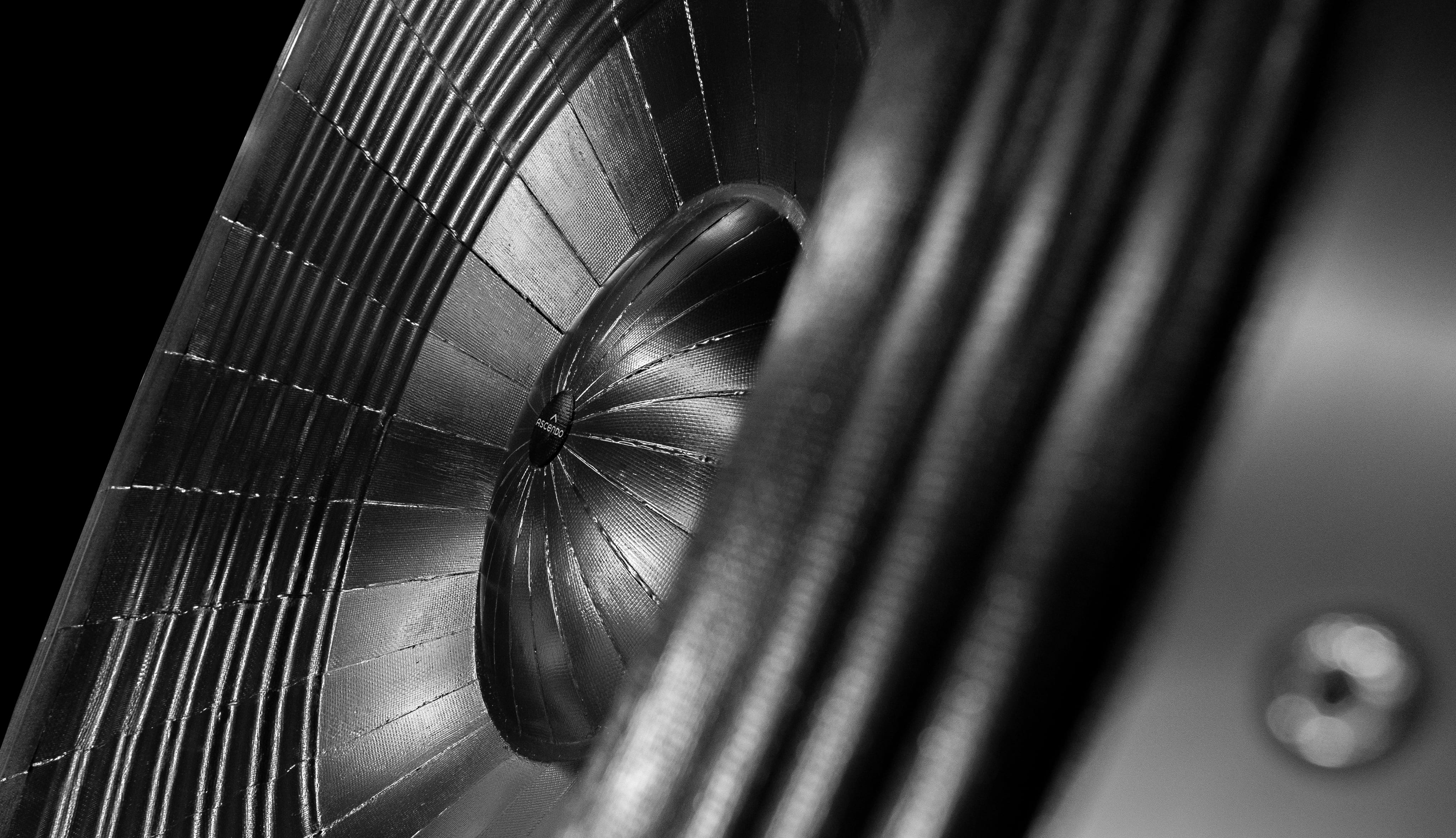 THE100 SUB PRO PASSIVE SEALED